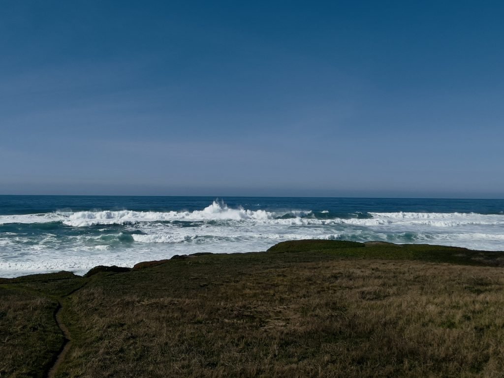 Book Hotel Guest Rooms CA | Ocean View Lodging